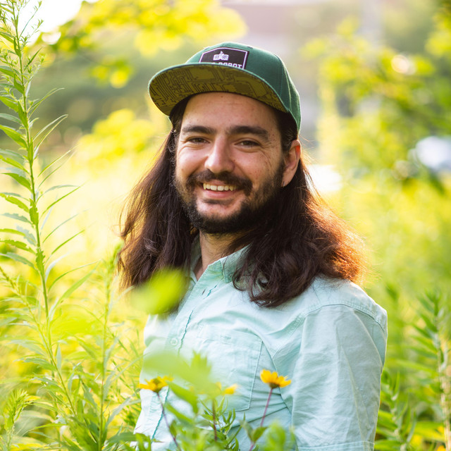Pete Moss on Spotify