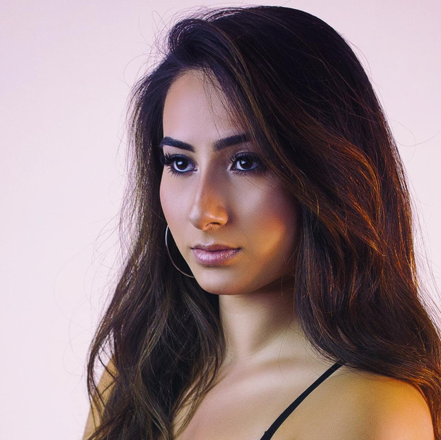 Skye Holland on Spotify