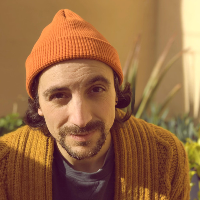 Xavier Calvet on Spotify