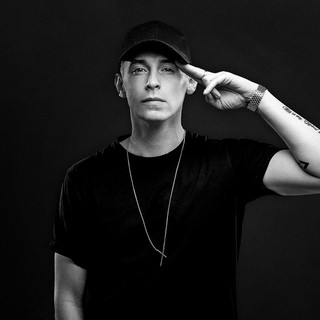 Jumpstyle artists, songs, decades and similar genres - Chosic