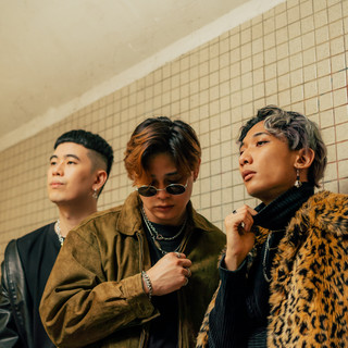 Singaporean Pop top songs, artists, decades and similar genres - Chosic