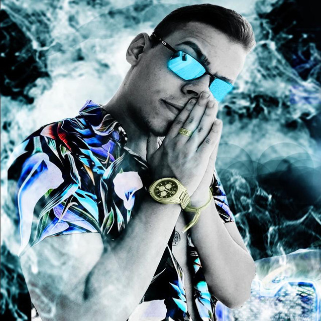 Rodzy | Spotify