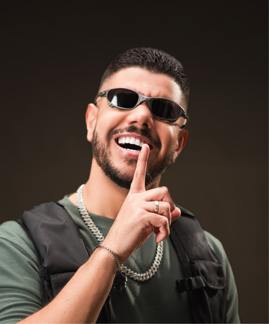 MC C4 | Spotify