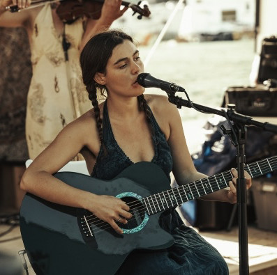 Sylvia Snow | Spotify