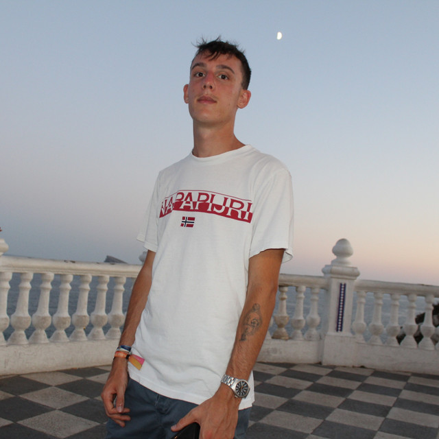 Alex Navone | Spotify