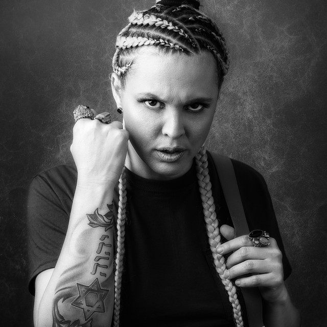 Ady Leon | Spotify