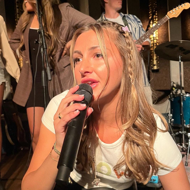 Caroliner Rainbow Shade Is Natural Compassure Concert & Tour History ...