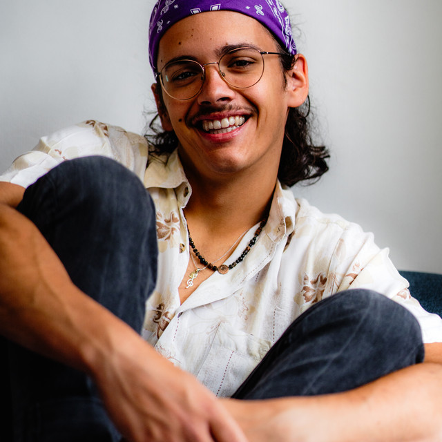 Sebastian Holzer: Songs list, genres, analysis and similar artists - Chosic