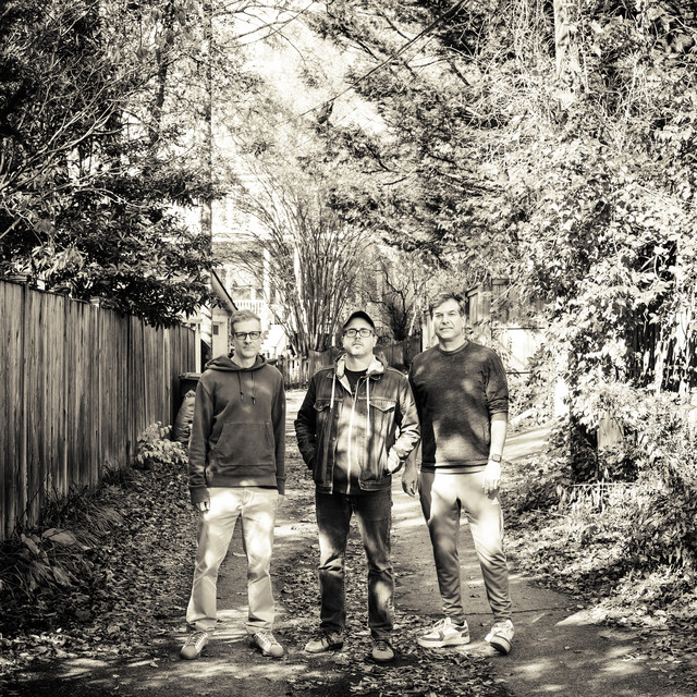 Sep 17, 2022: QUIVERS / Yours Are the Only Ears / Black Rails at Comet ...