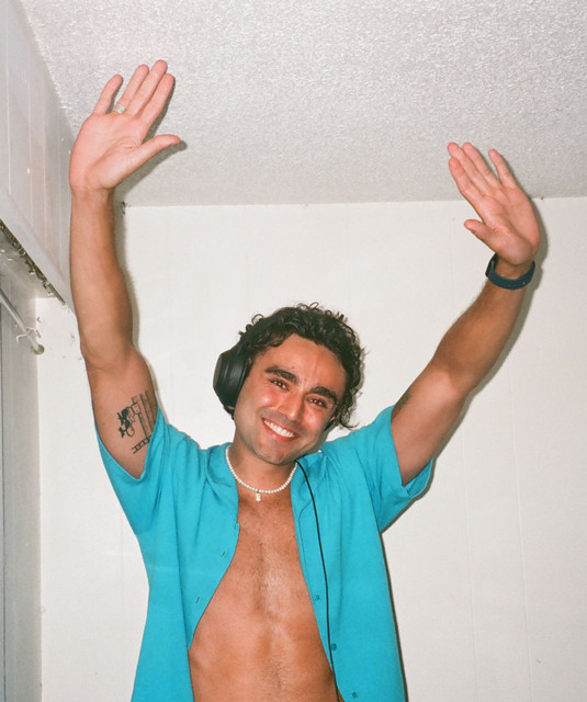 Zoli Garson | Spotify