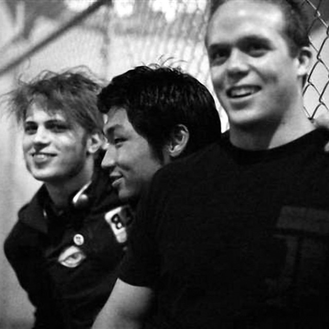 Skeleton Television | Spotify