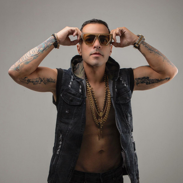 Xuxo: Songs list, genres, analysis and similar artists - Chosic