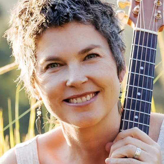 Emily Maguire Concert & Tour History | Concert Archives