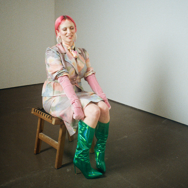 Zoee | Spotify