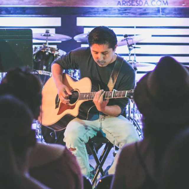 Oliver Chavez | Spotify