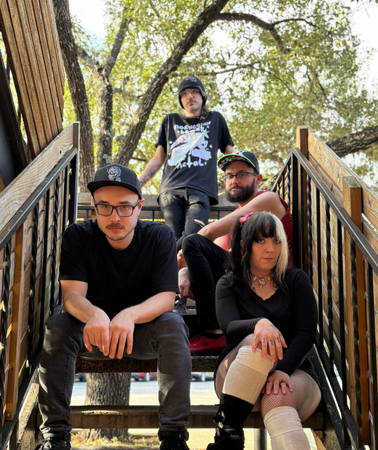 Sep 20, 2012: Awkward Kids / Bad Weather / Rae Sterling / Tati Rabell ...