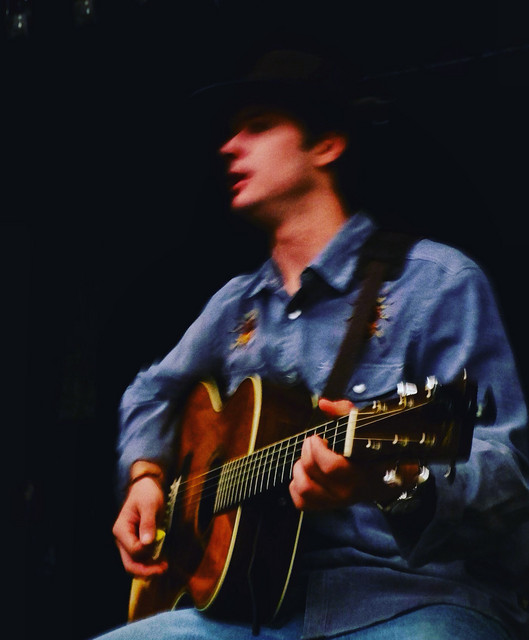 Thomas Rowland: Songs list, genres, analysis and similar artists - Chosic