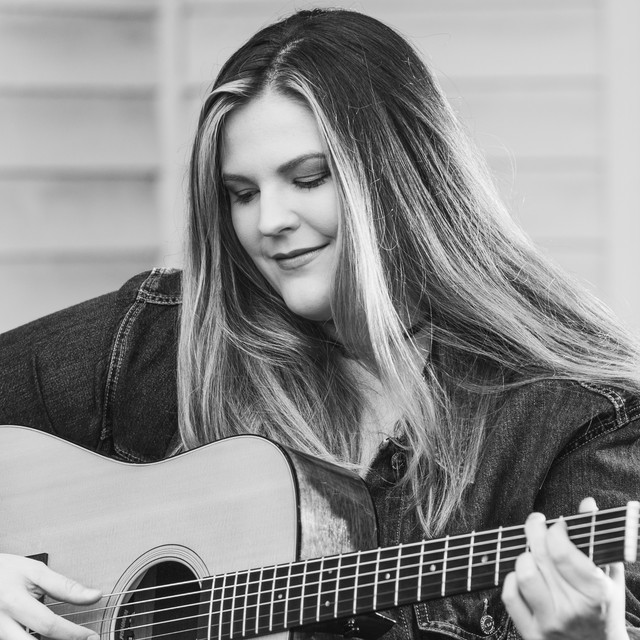 Ericca Latza | Spotify