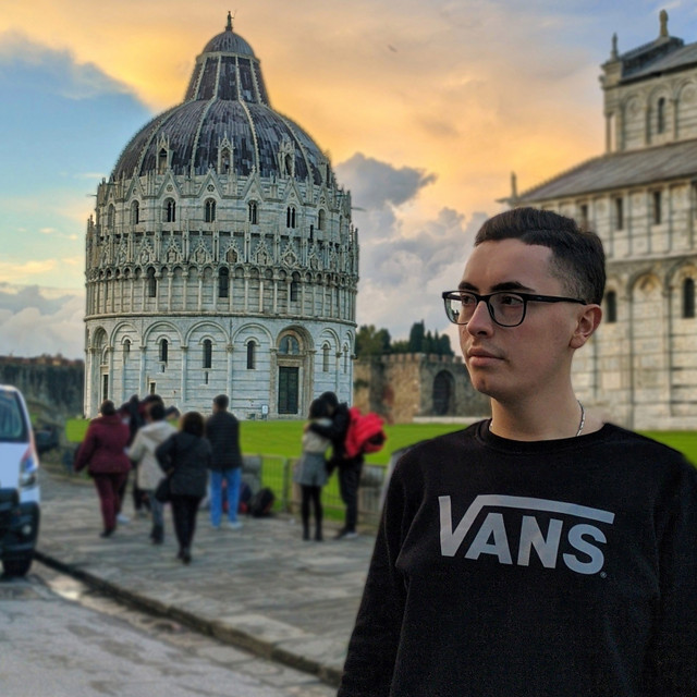 Notar Luca | Spotify