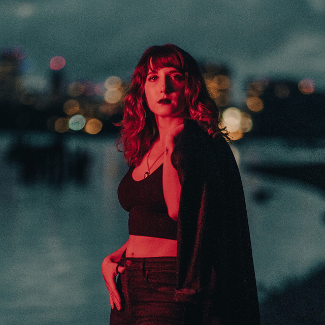 Hayley Lynn Concert & Tour History (Updated for 2024) | Concert Archives