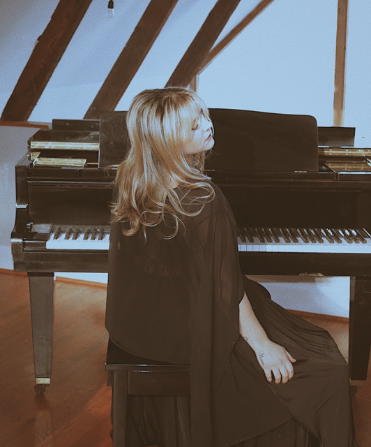 ROZES Concert & Tour History | Concert Archives