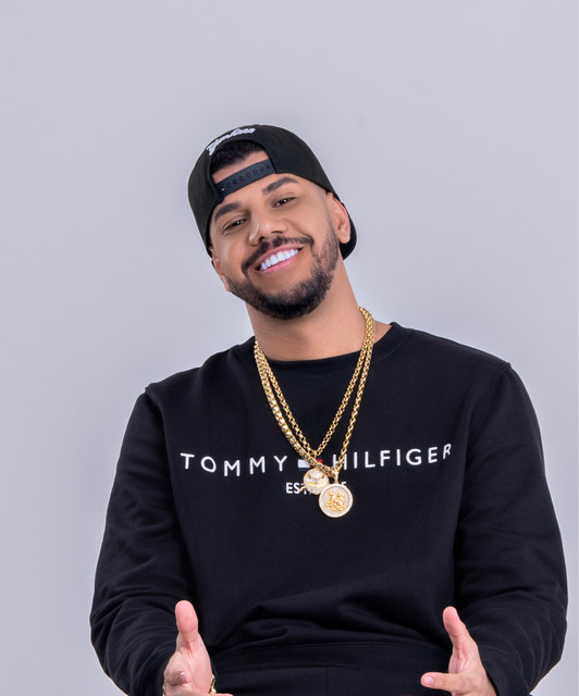 MC C4 | Spotify