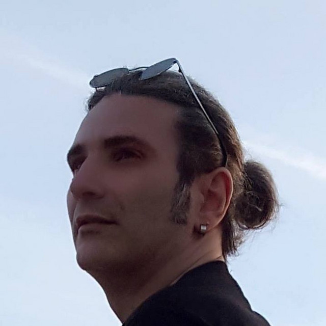 Mihalis Tsakiris | Spotify