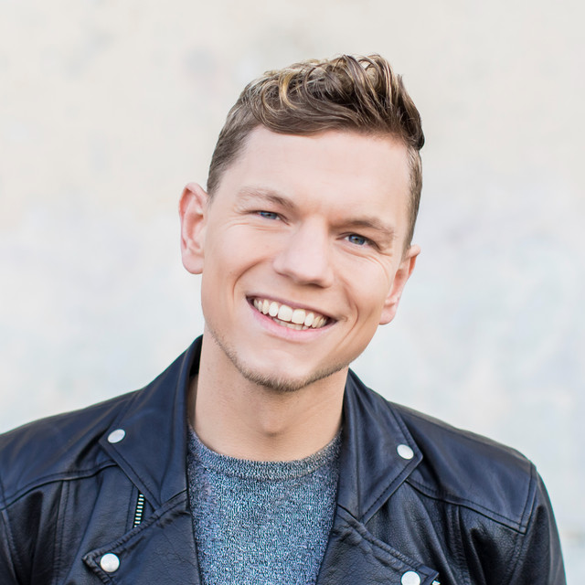 Van Huys Uit: genres, songs, analysis and similar artists - Chosic