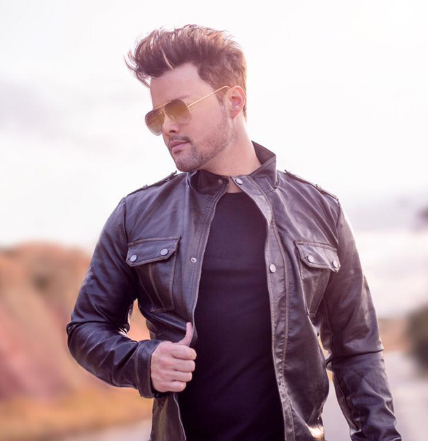 Alex Manzo | Spotify