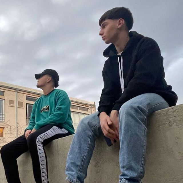 mako: Songs list, genres, analysis and similar artists - Chosic
