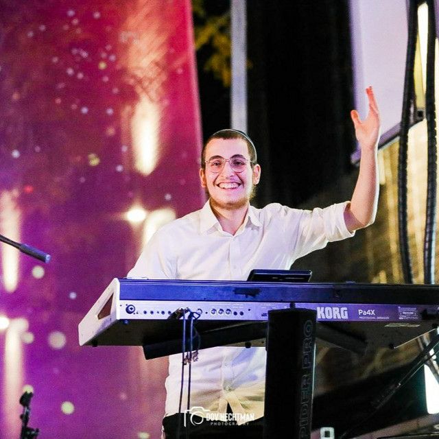 Zalmy Chanowitz | Spotify