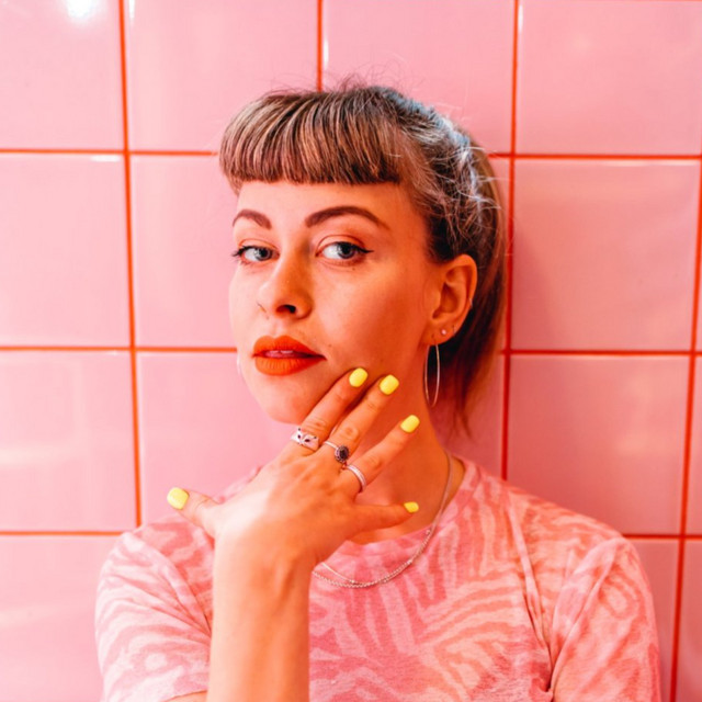 Michelle Nova Concert & Tour History | Concert Archives