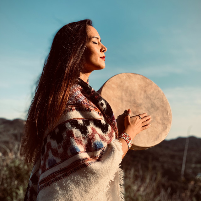 Daniela Riojas: genres, songs, analysis and similar artists - Chosic