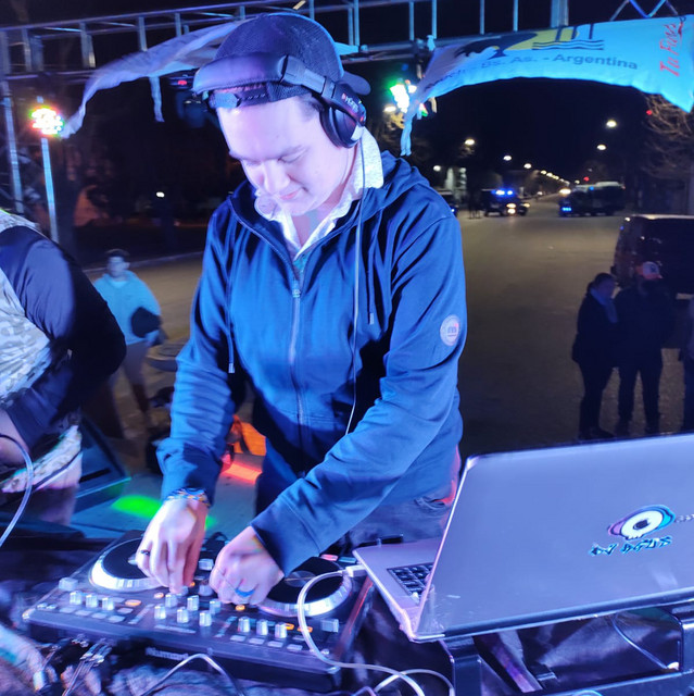 DJ Agus: Songs list, genres, analysis and similar artists - Chosic