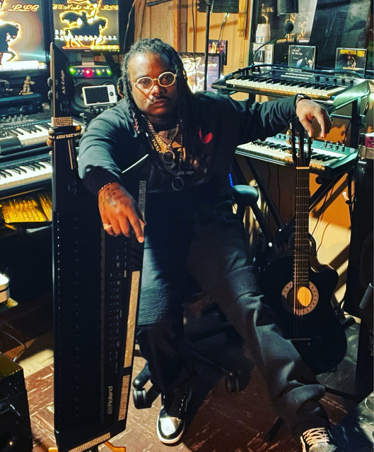 Akinyele the Blk.Night on Talkbox | Spotify