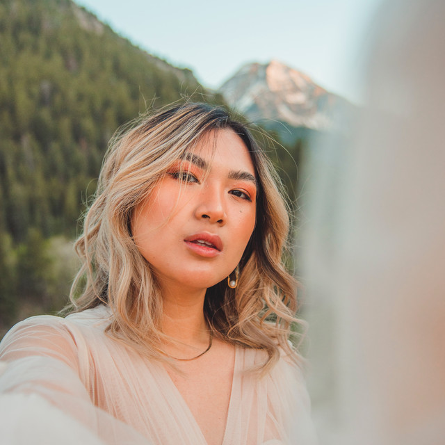 ysabelle: genres, songs, analysis and similar artists - Chosic
