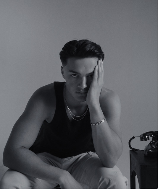 Essiyas | Spotify