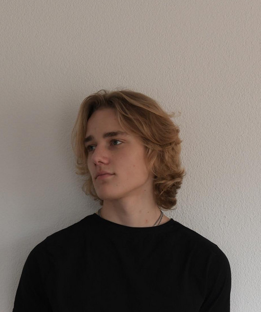 ESAU | Spotify