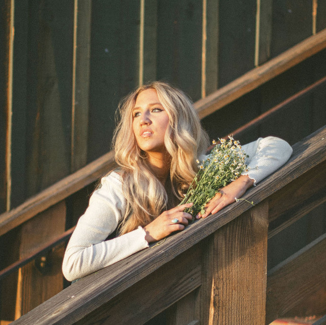Julia Lyons | Spotify