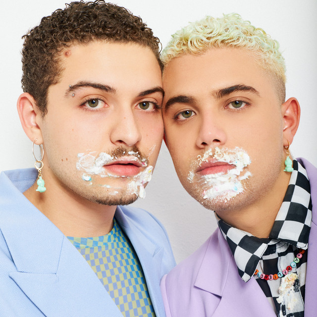 SANTIN: Songs list, genres, analysis and similar artists - Chosic