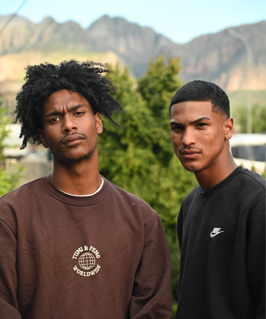 21 Promo & Pengii | Spotify