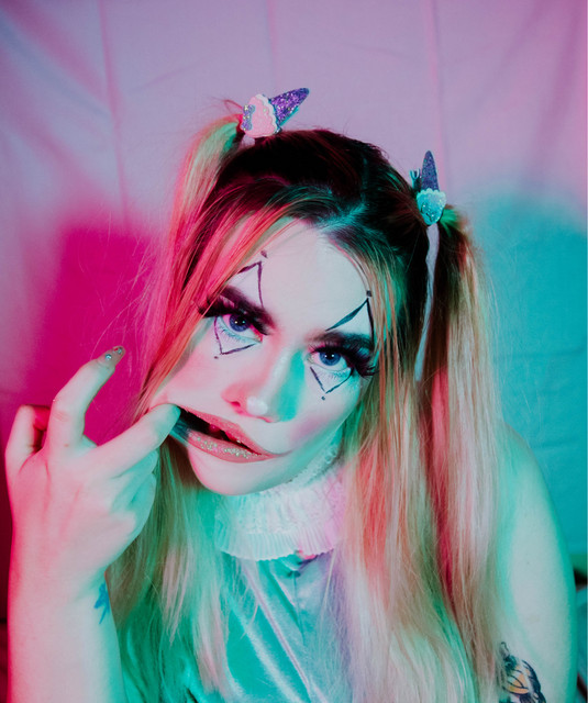 VIKTORIA XO | Spotify