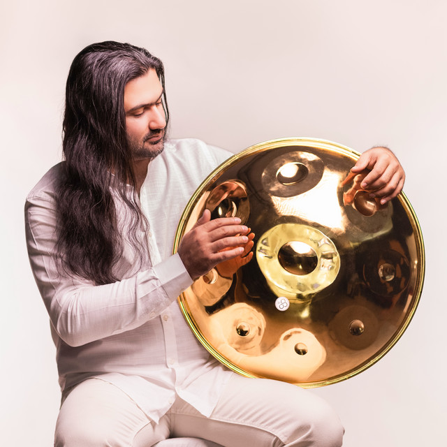 Pooriya shiringoo | Spotify