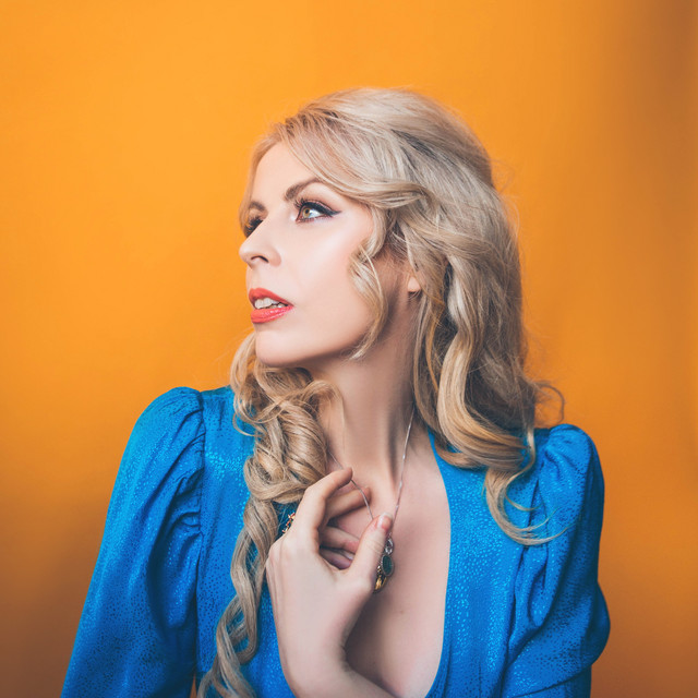 Michelle Daly Concert & Tour History | Concert Archives