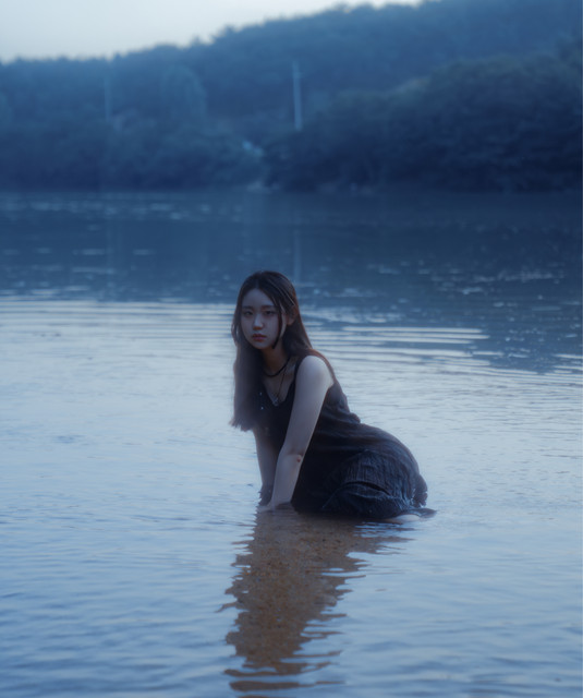 ROSESIA | Spotify