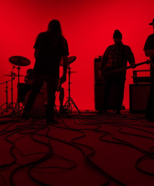 Four Dead Seasons: genres, songs, analysis and similar artists - Chosic