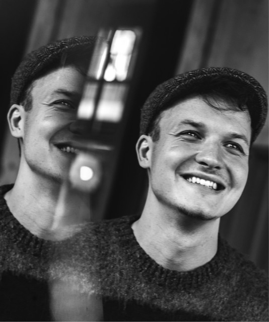 Van Huys Uit: genres, songs, analysis and similar artists - Chosic