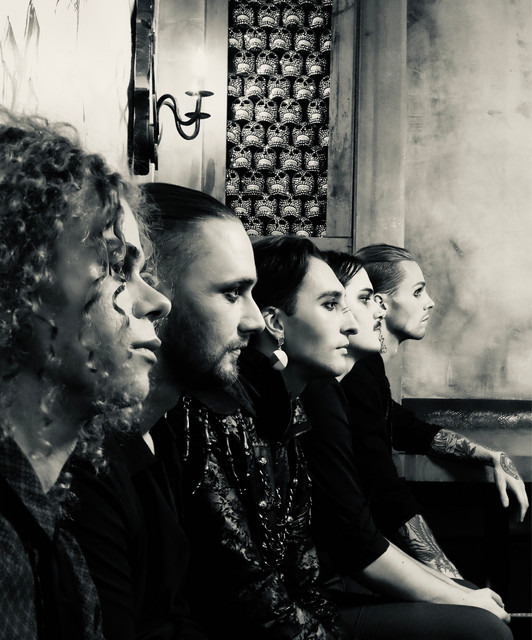 Fall of Earth | Spotify