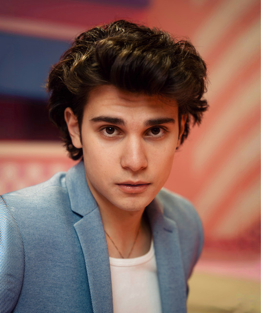 Aris Valentino: genres, songs, analysis and similar artists - Chosic