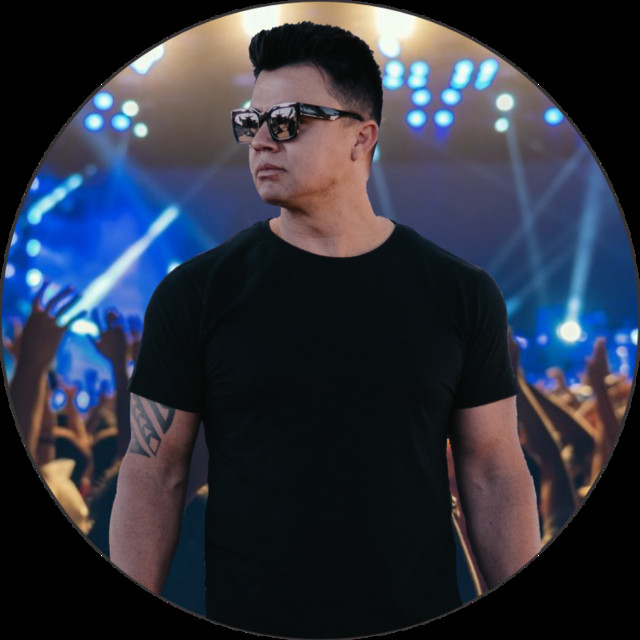 Léo Ferrari - O Cantor | Spotify